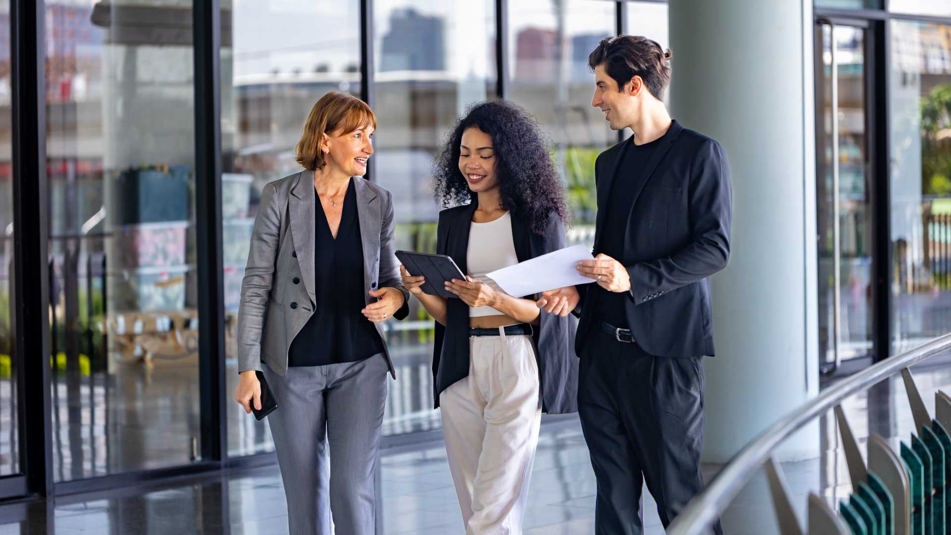 [Product Demo] "Maybe” to “Yes!”: How to Win Leadership Buy-In for an ...